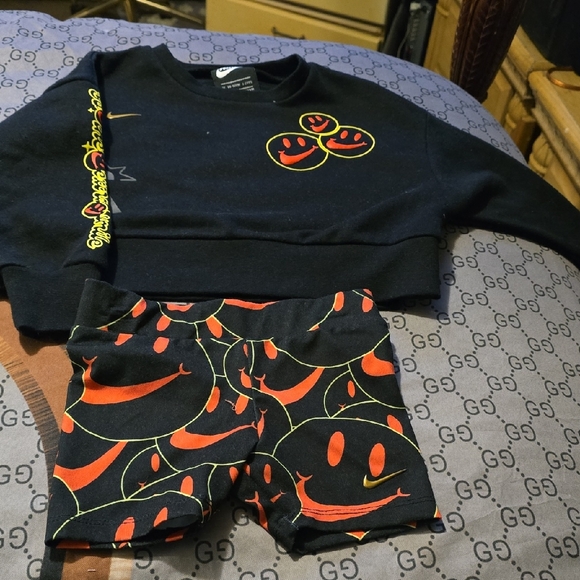 Nike | Matching Sets | Nike Black Smiley Face Outfit With Red And ...